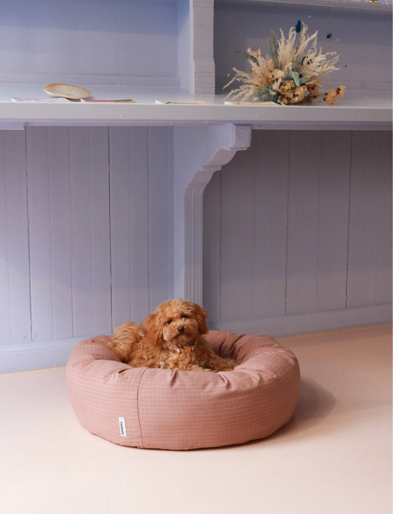 Tadazhi Poespas Donut Dog Bed | Silver Circle Pets